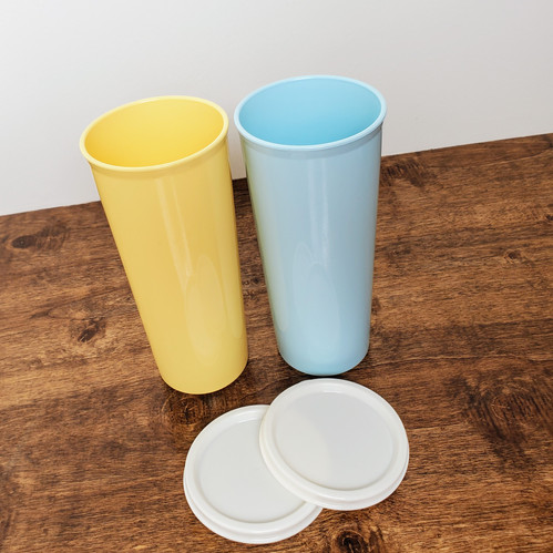 Tupperware Blue Yellow 16 oz Tumblers with Seals Cups Glasses Plastic ...
