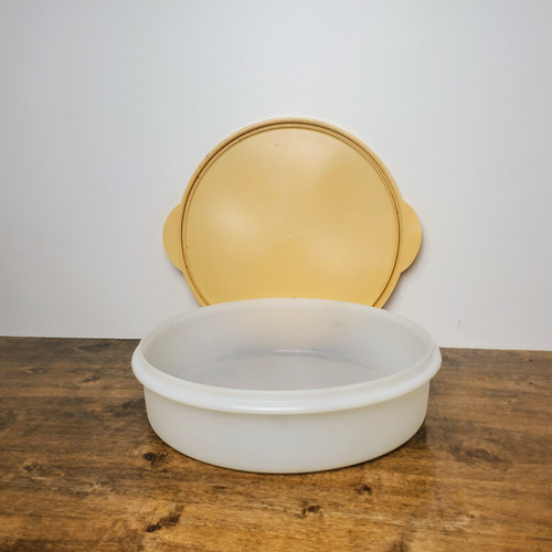 Perfect Storage 12” Round Cupcake Pie Taker Storage Container Beige ...