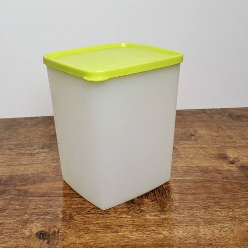 Tupperware Freezer Mate Square Round #5661 6 Cup Storage Yellow Lid BPA ...