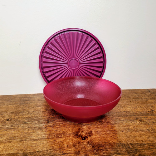 Tupperware Berry Purple Classic Servalier Salad Cereal 16 Oz Bowls #890 ...