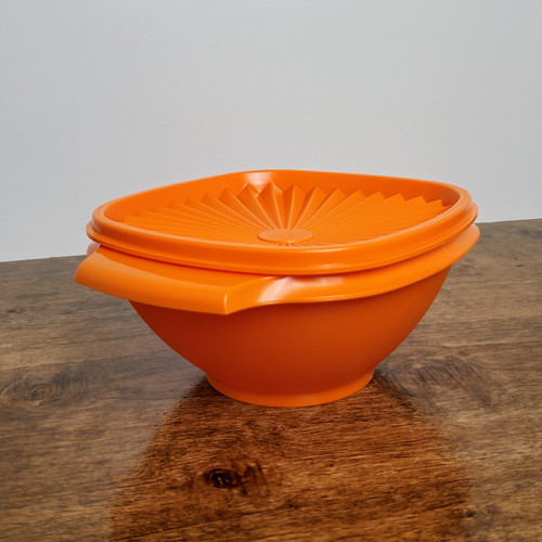 Tupperware Servalier Bowl Classic 4-Cup Harvest Orange w/ Lid, Seal ...