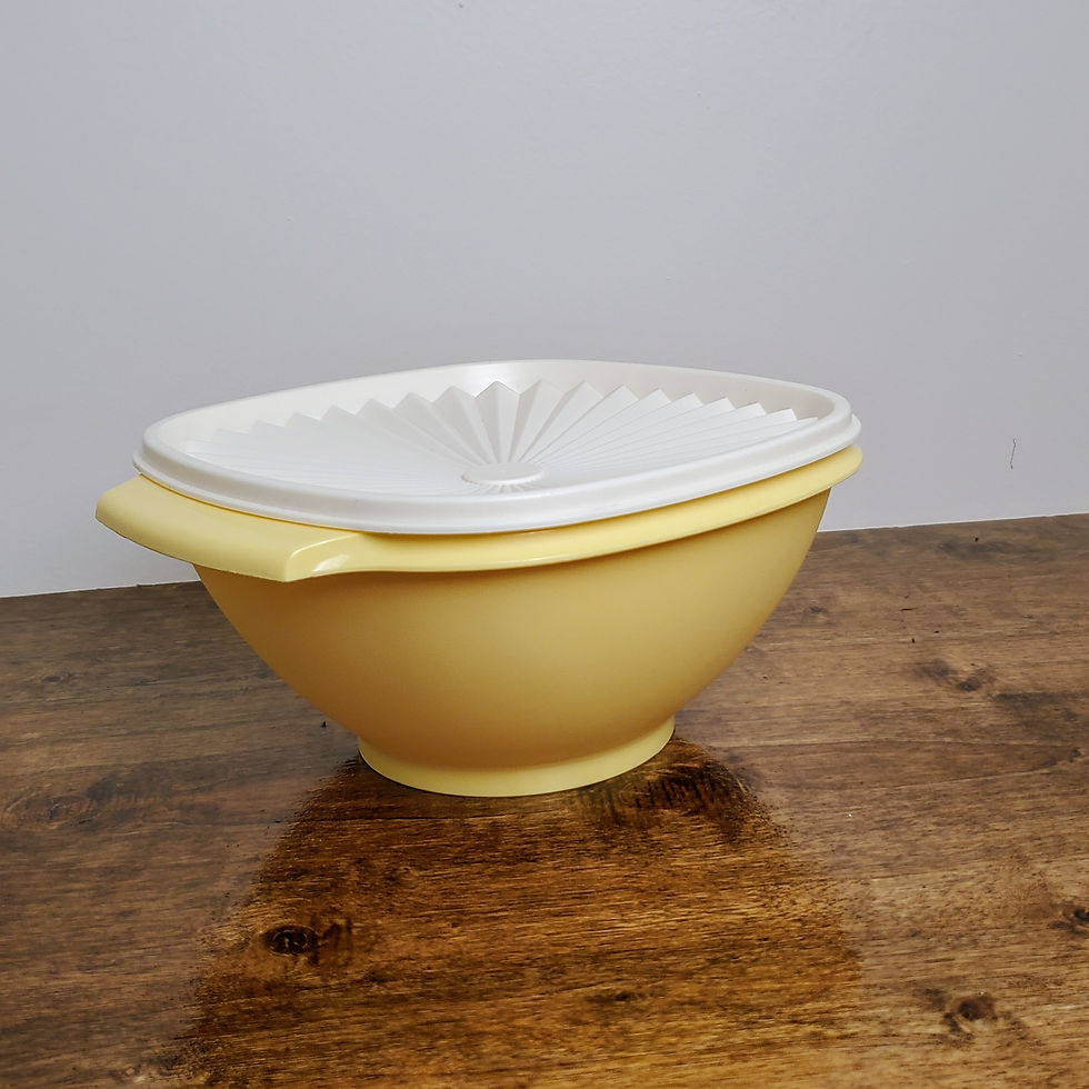 TUPPERWARE Classic Servalier Bowl 8 Cup Yellow Lid Seal Tab Handles 836 ...