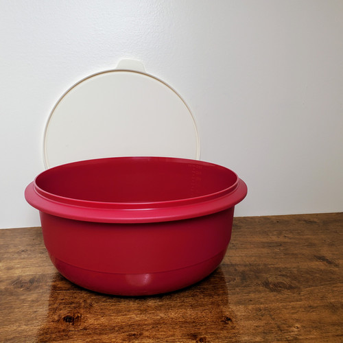 Tupperware Ultimate Mixing Bowl 8959 Flat Bottom 40 cup Purple Burgundy ...