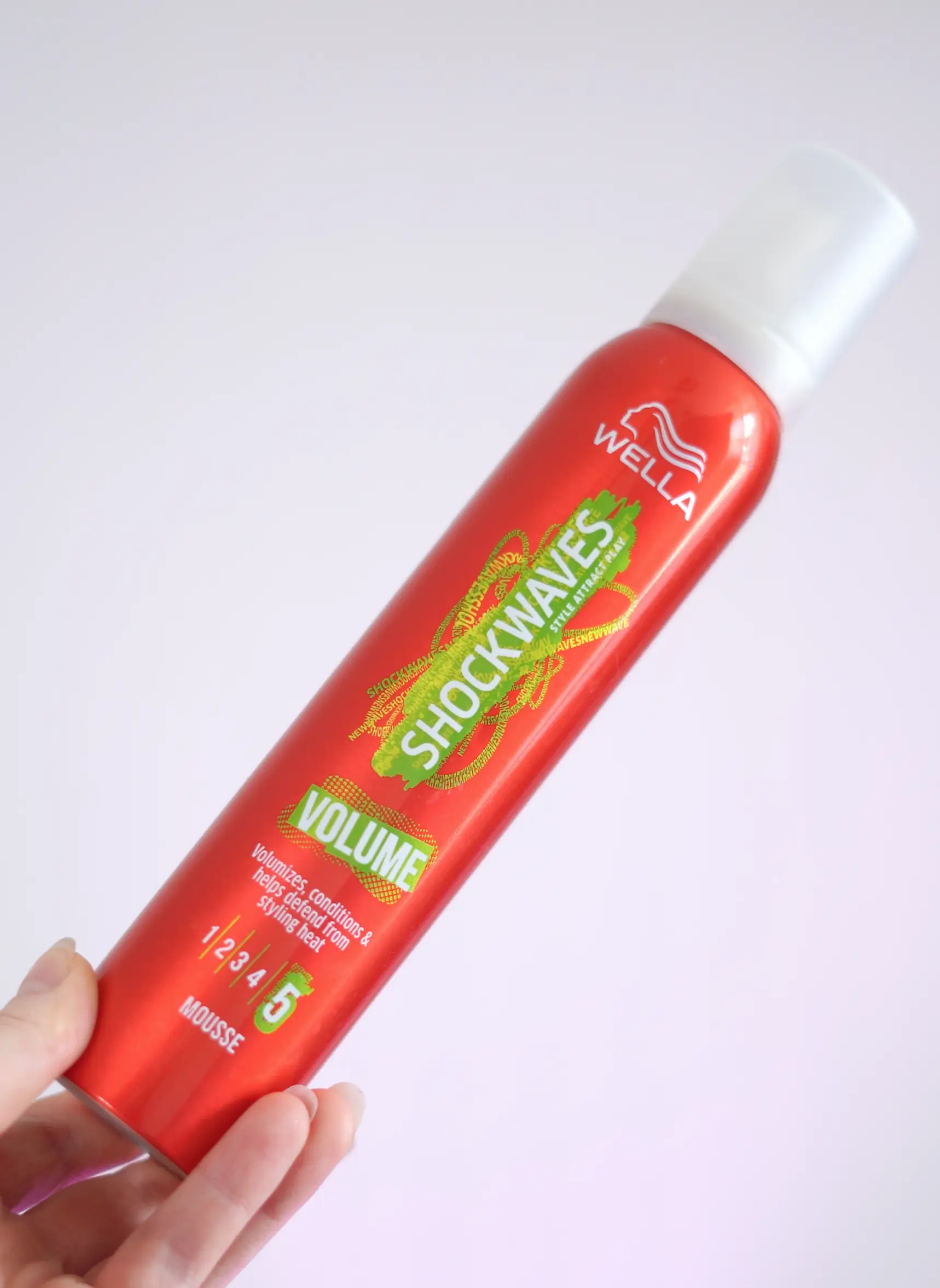 Silicone free mousses for curly hair: review