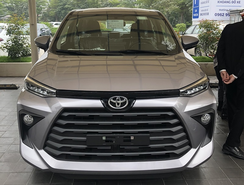 Toyota Avanza Premio 1.5MT 2023: Hình ảnh và đánh giá chi tiết