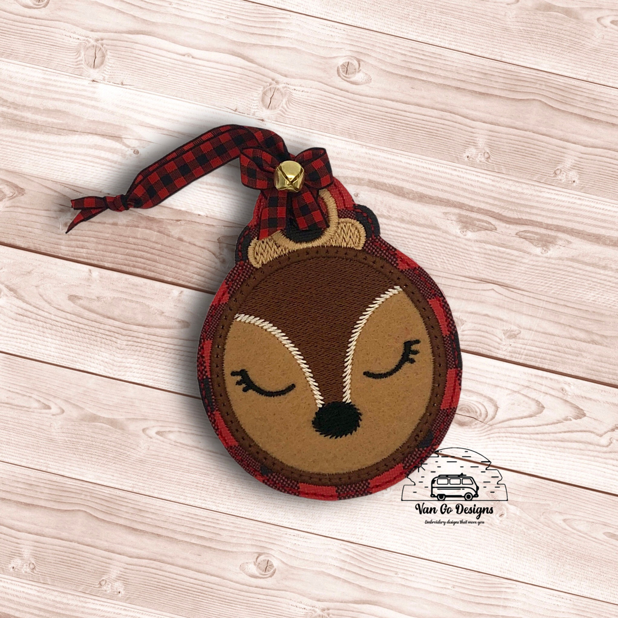 Deer Applique Ornament- DIGITAL DOWNLOAD | Van Go Designs