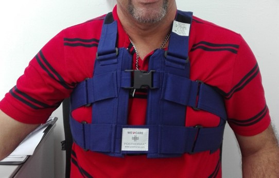 Posthorax El chaleco es una herramienta de estabilización ortopédica ...