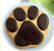 Dog paw print cookie | Sunflower Baking