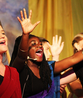 Floretta P. Carson Visual and Performing Arts Academy | Arts and Academics