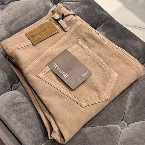 Holiday - Beige Moleskin Plat Jeans | JONJAMES