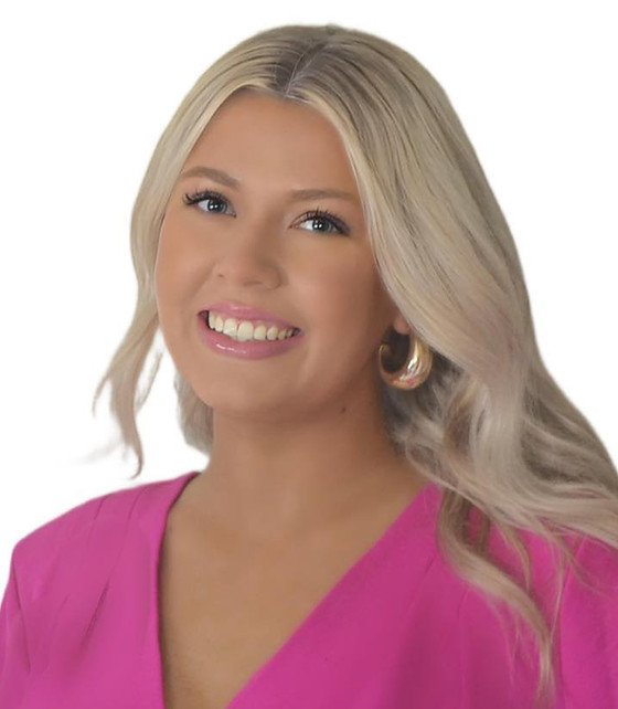 Suzanne Oliver's Instagram, Twitter & Facebook on IDCrawl