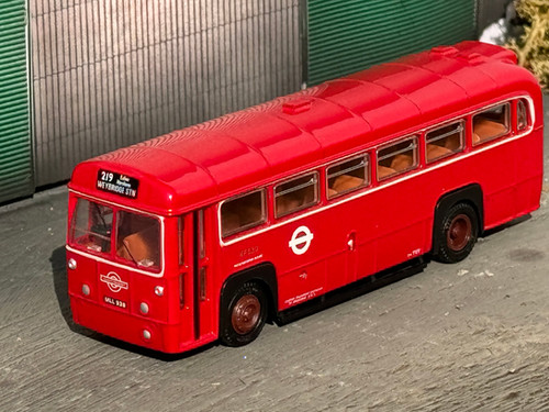 PRE-OWNED EFE 23304 - London Transport - AEC RF Bus | Transport Nostalgia