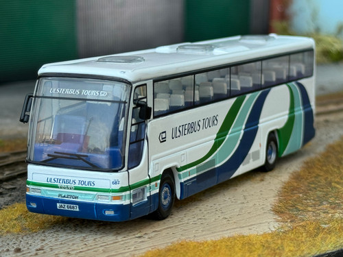 Corgi 43802 - Plaxton Excalibur - Ulsterbus - Pre-owned Model ...