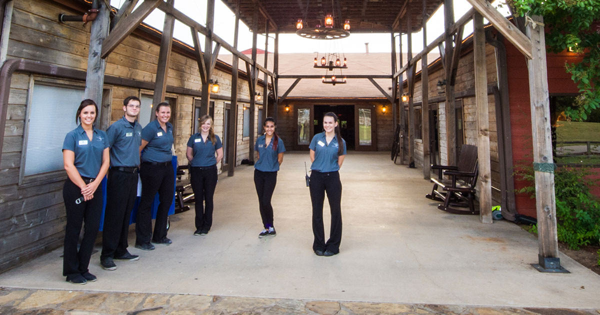 Careers | Circle R Ranch