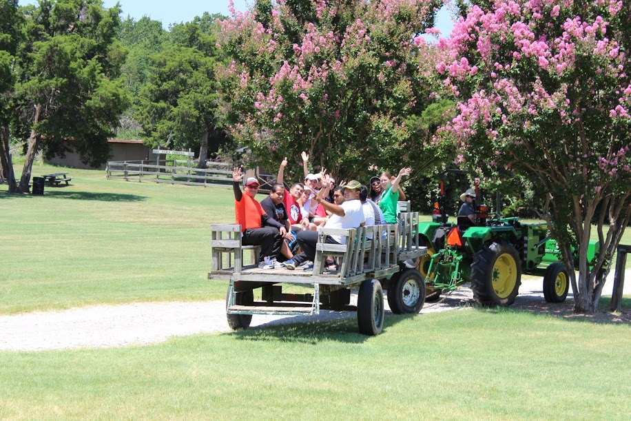 Company Picnics | Circle R Ranch