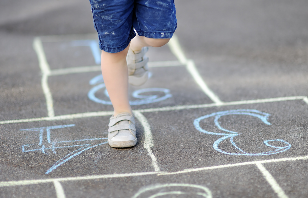 How To Play Old School Hopscotch (It's Not The Way You Think)