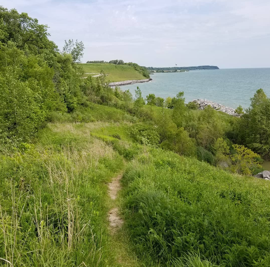 12 Gorgeous Hikes For Kids Around Milwaukee