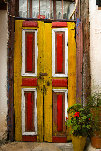 Red&Yellow Door | silkroad
