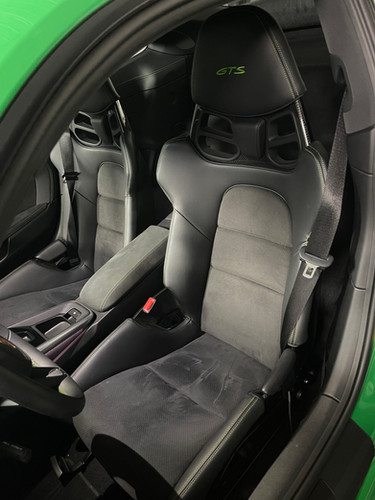 GT3, GT2, GT4 Lightweight Bucket (LWB) Seats adjustable lumbar support