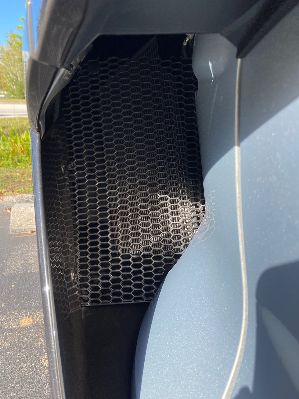 C8 Z06 & E-Ray Corvette 2023+ SIDE INTAKE BLK Mesh Grilles