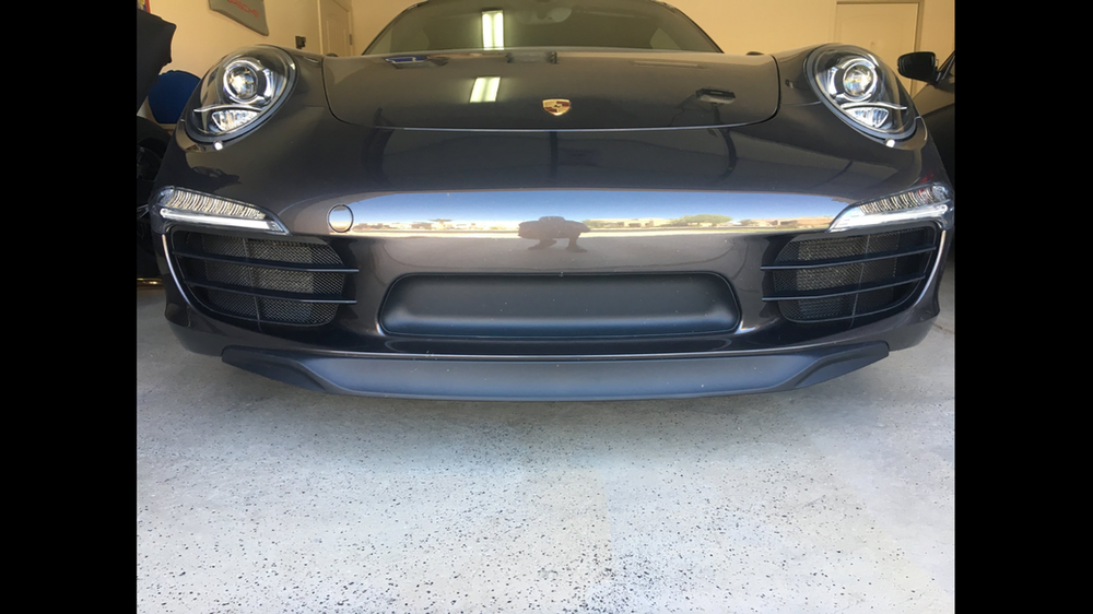 Porsche 911 991.1 center radiator grille in development ....finally!