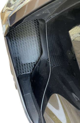 C8 Z06 and E-Ray Corvette 2023+ SIDE INTAKE BLACK Mesh Grilles ...