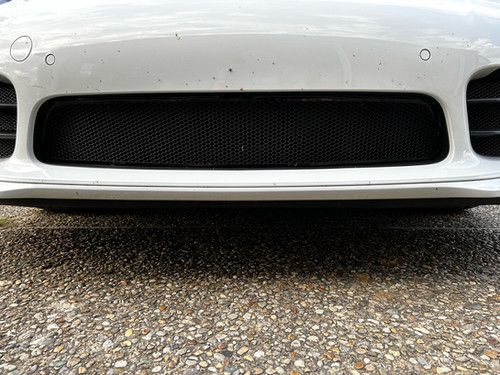 Porsche 911 991.1 Turbo/Turbo S Front Radiator Grilles Center grille ONLY