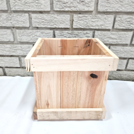 Wood Pine Planter Box | Creative Talents