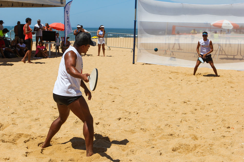 Frescobol abre Fest Verão: esporte 100% brasileiro