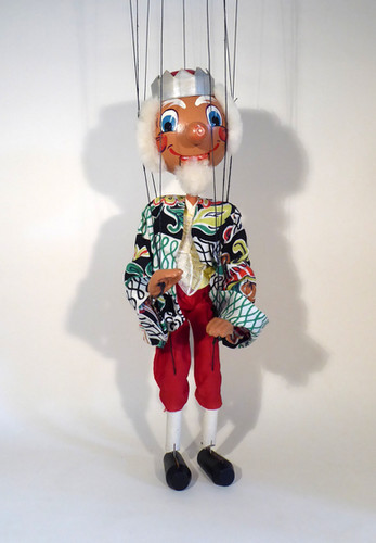 TYPE SM KING | Pelham Puppets