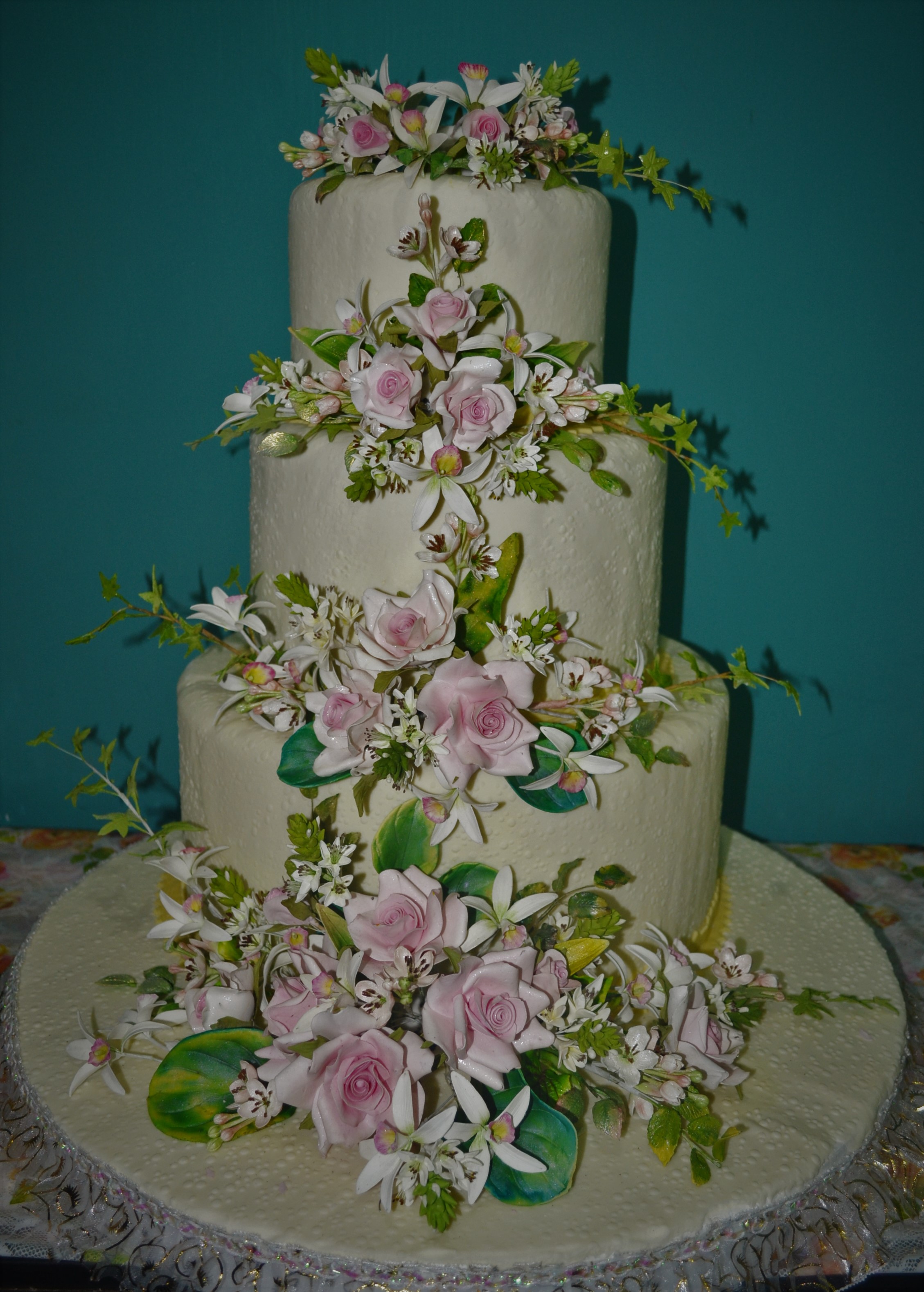Wedding Cake Structures | Colombo | R L Clement Cake Decorating School