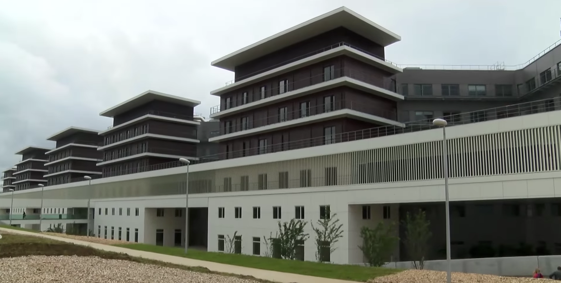 HD FAÇADES | Centre hospitalier - Gonesse