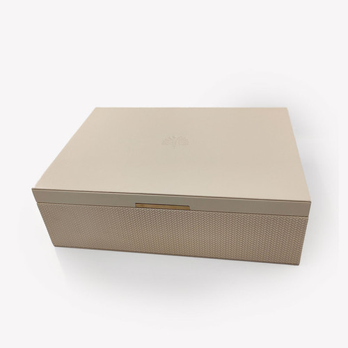 Laundry Box | Palatino Hospitality