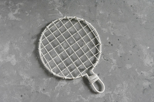 Round Wire Rack with Handle (White) | Indiapropstore