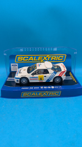 Scalextric C3326 FORD RS 200 | Scalextricman