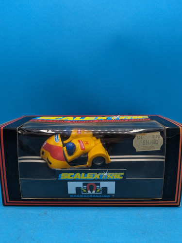 Scalextric C239 Motorbike & Sidecar "Yellow Flash" | Scalextricman