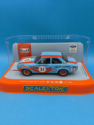 Scalextric C4013 Ford Escort MK1 Gulf Edition | Scalextricman