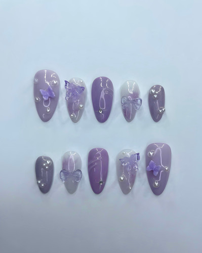 Purple Flutter | VojiNails