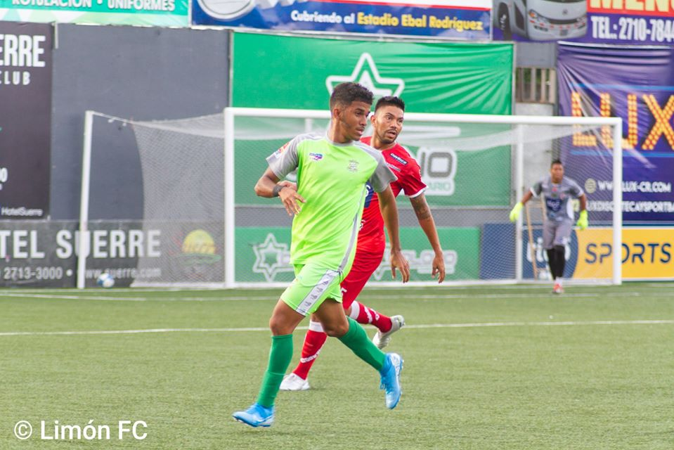 Limón FC presentó el uniforme con el que buscará dejarse el clausura 2020