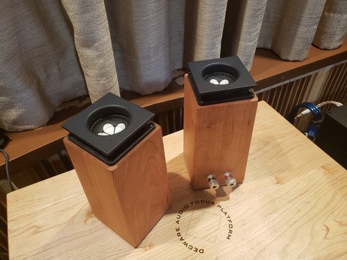 Solid Natural Cherry Tiny Radial #135 | Decware Tiny Radials