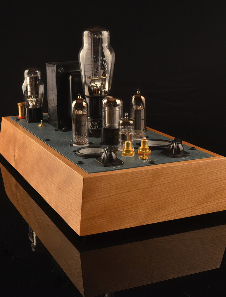 SE84UFO25 | DECWARE 25th Anniversary Amplifier