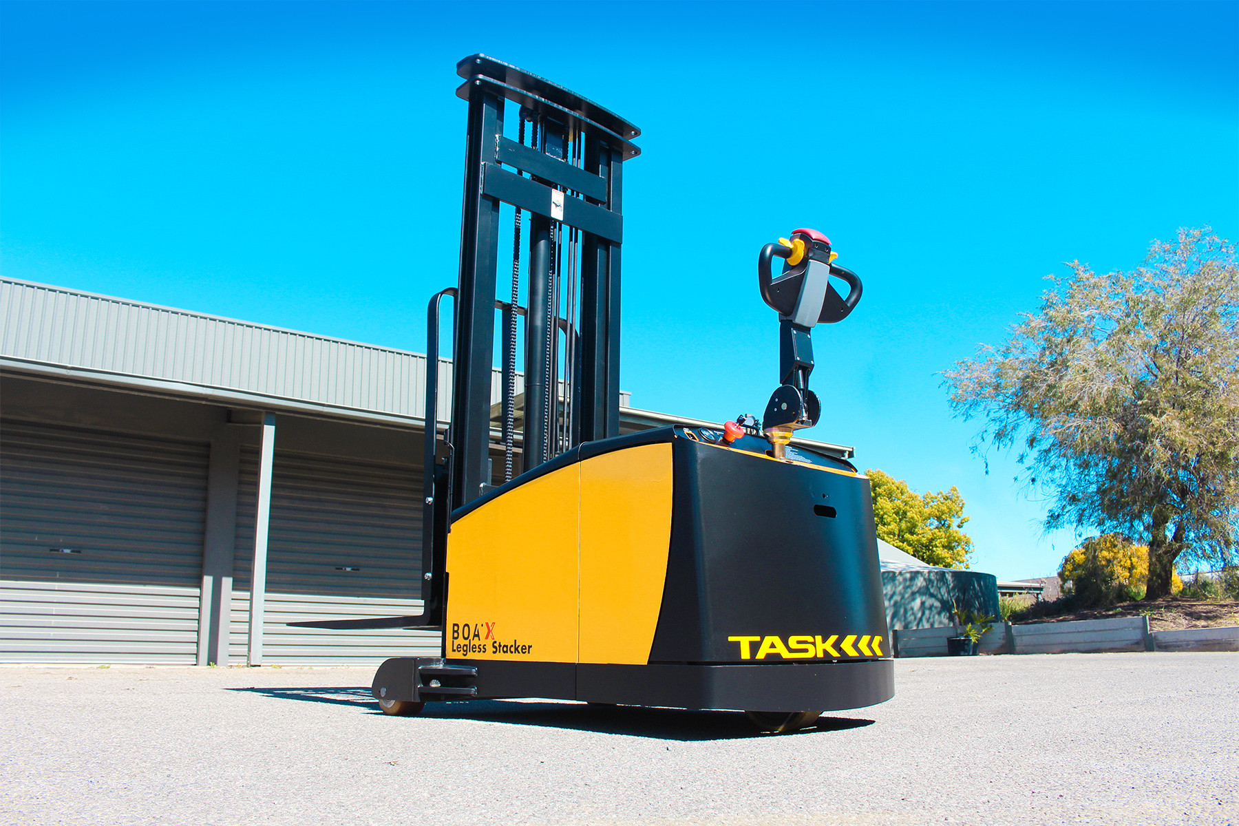 TASK Forklifts | Legless Stacker | Google BOA Landing