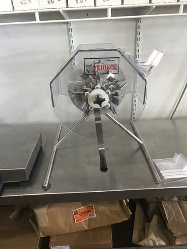 Famco 4" Handcrank z Linker | Michigan Food Equip