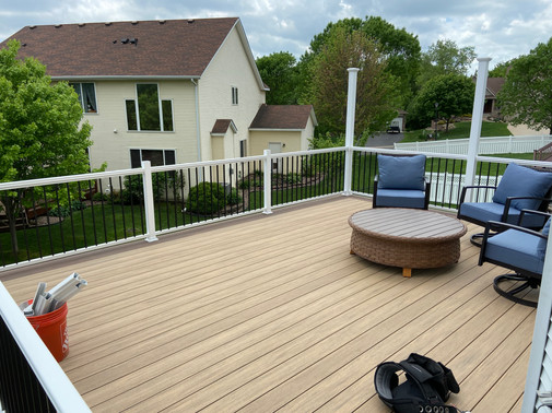 Deck Builder | Premier Custom Decks | Minneapolis & St Paul, MN