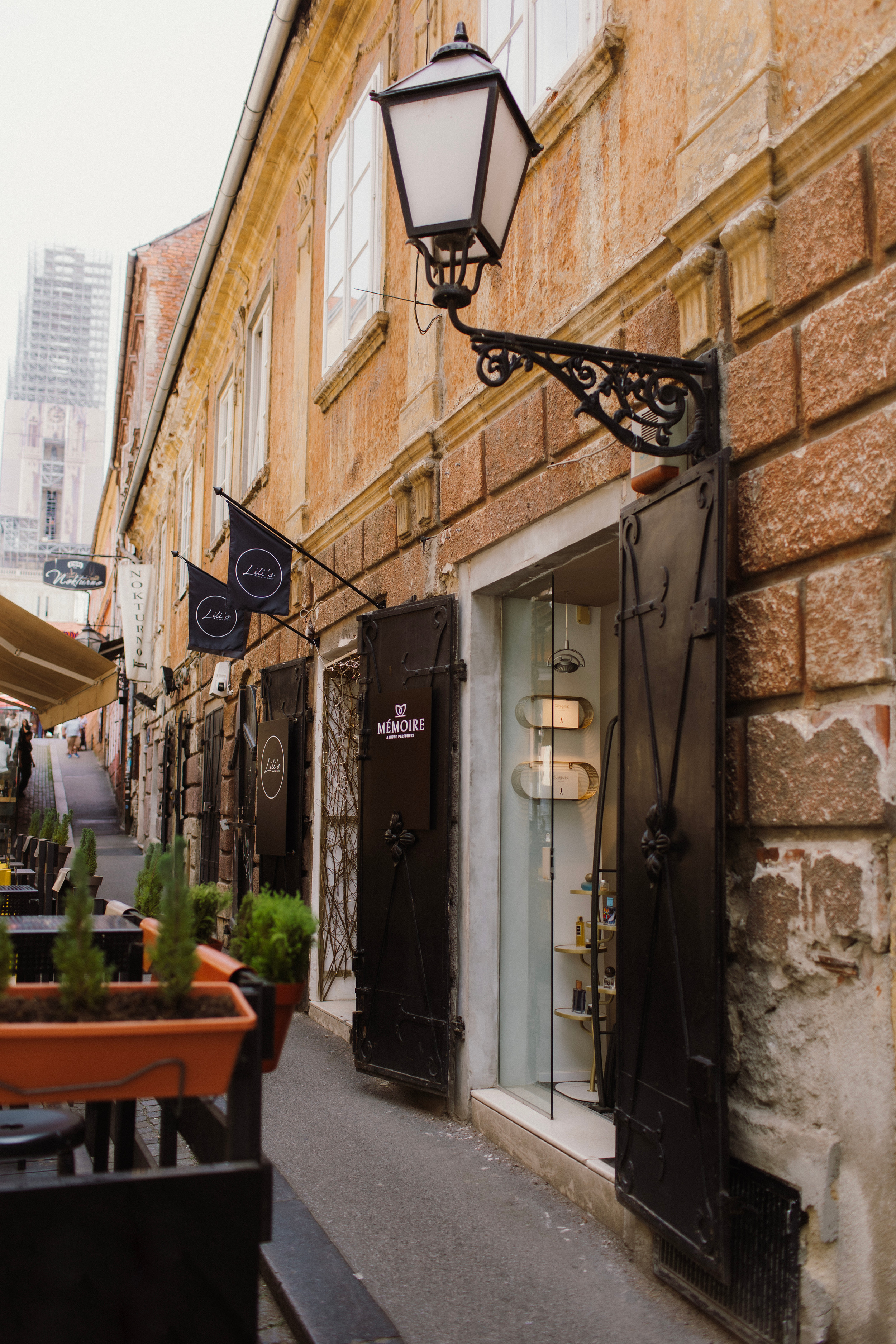 Niche na hrvatski način: Upoznajte dvojac iza novootvorene parfumerije ...