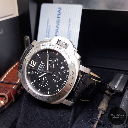 Luminor Panerai 44mm Black Dial Daylight Chronograph PAM250 PAM00250 ...