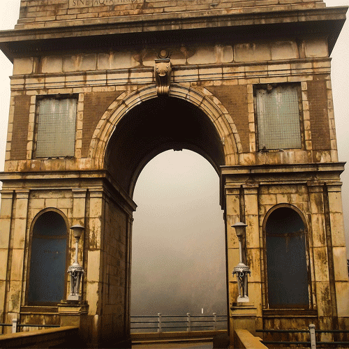 Arches & Keystones | brockfoamandstone