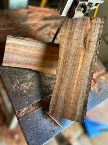 Black Wattle Wood Logs - 1kg | Ironwood Barbecue