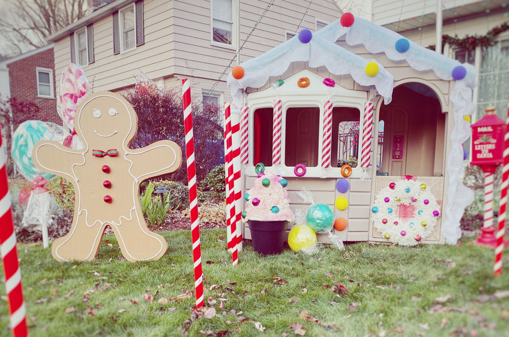 DIY Outdoor Candy Land Decorations