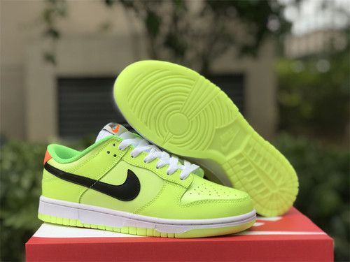 Nike Dunk - Low "Volt" | RepYourShoe